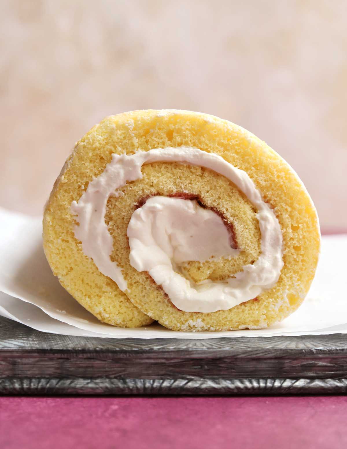 EASIEST Soft Vanilla Swiss Roll Cake (with VIDEO) - Scientifically Sweet