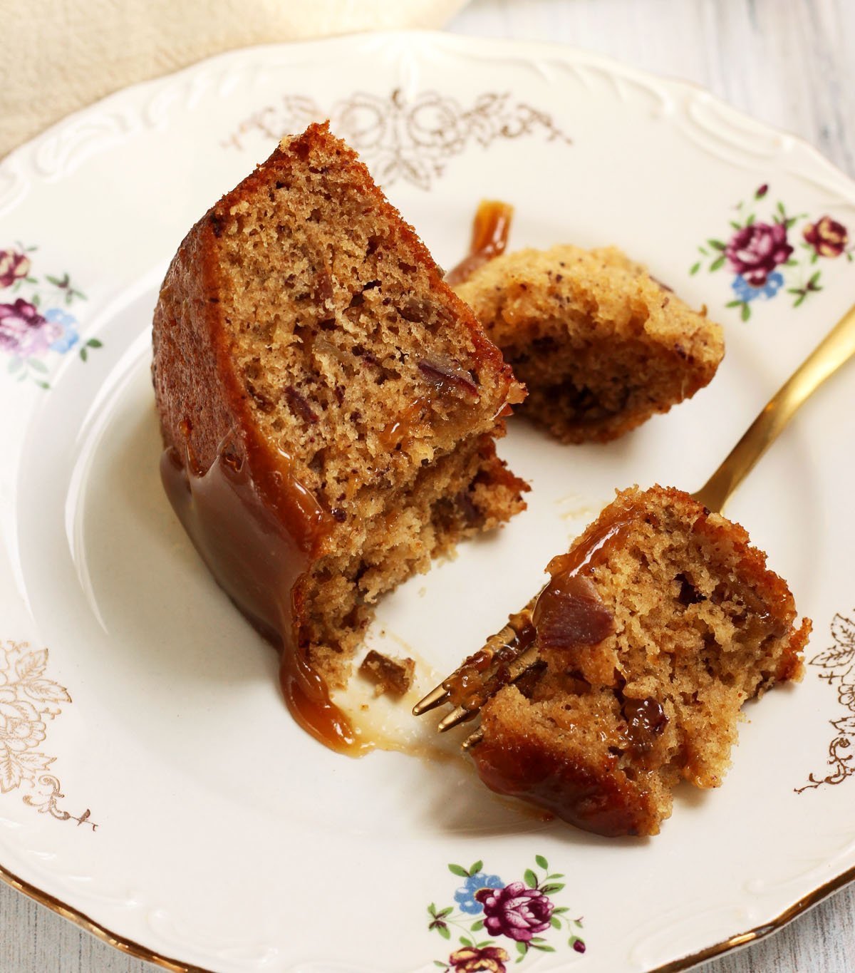 Sticky Toffee Date Cake - Scientifically Sweet