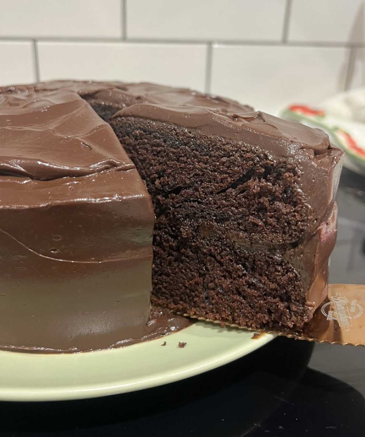ABSOLUTE BEST Moist Chocolate Cake (VIRAL recipe & VIDEO ...