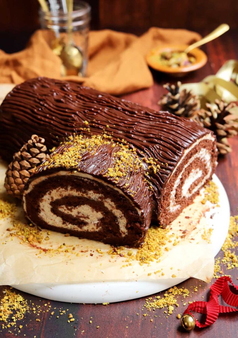 EASY Bûche De Noël Yule Log Cake (with VIDEO) - Scientifically Sweet