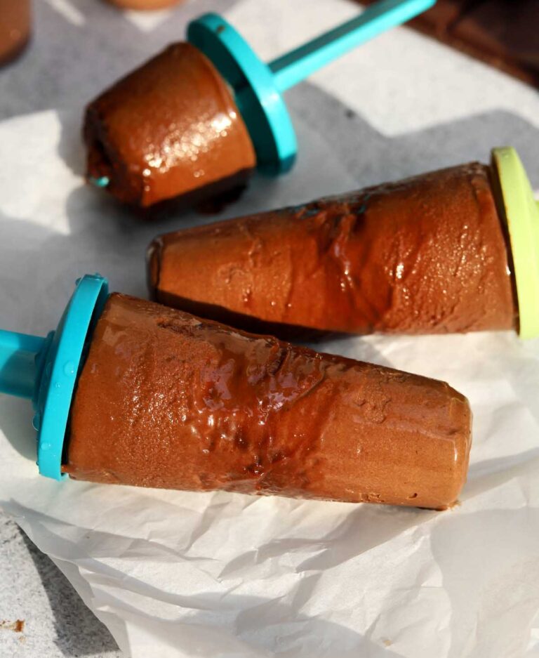 Chocolate Banana Fudge Popsicles with fudge swirl! - Scientifically Sweet